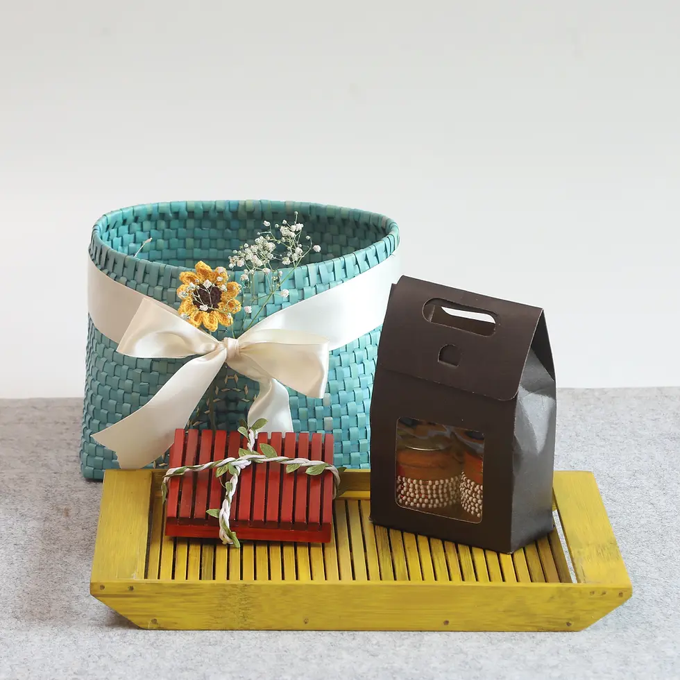 Corporate Hamper - Dignitaries Gifts | jhappi