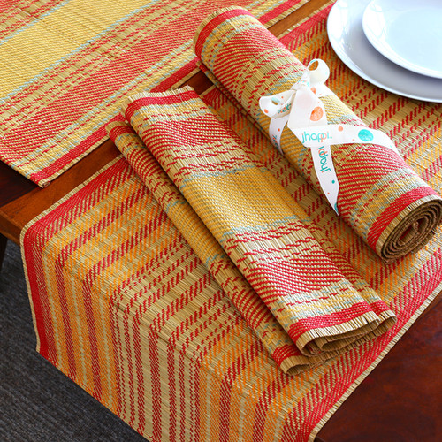 Madur Grass Table Runner & Placemats Gift Hamper | jhappi - Hug of Hope