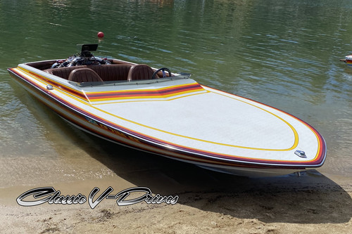 1979 Schiada 20’ SS Twin Turbo V-Drive | Classic Vdrives