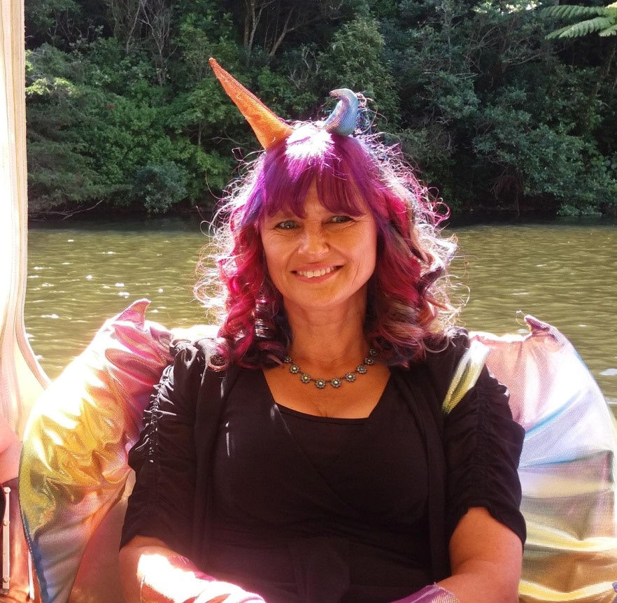 Lee Murray's NZ Speculative Fiction Show - Eileen Mueller