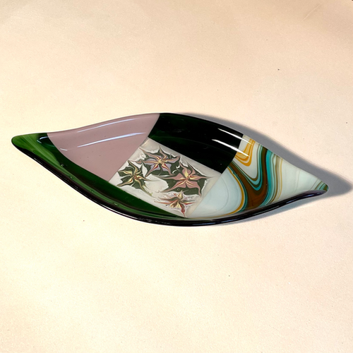 Botanically inspired ‘kayak’ shaped serving dish made with fuse glass ...