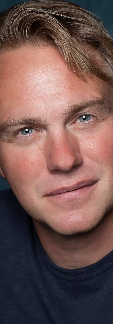 ACTOR | Jay Stratton