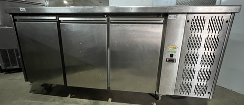Interlevin Bench Fridge | CEN Limited