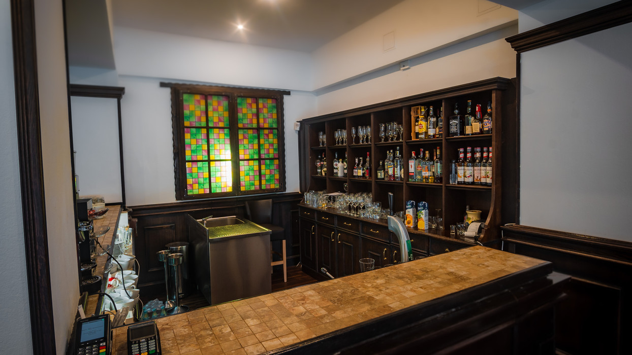 Home | Hotel Pestera