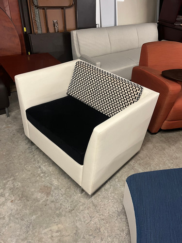 Teknion Vignette Cube Lounge Chair | Discount Office Furniture, Inc.