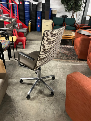 Davis Sola Active Chair | Discount Office Furniture, Inc.