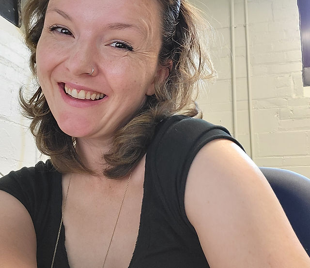 Laura Hanley's Instagram, Twitter & Facebook on IDCrawl