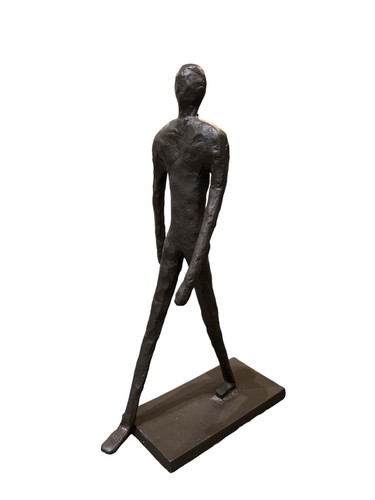 Walking Man Statue | TTLG