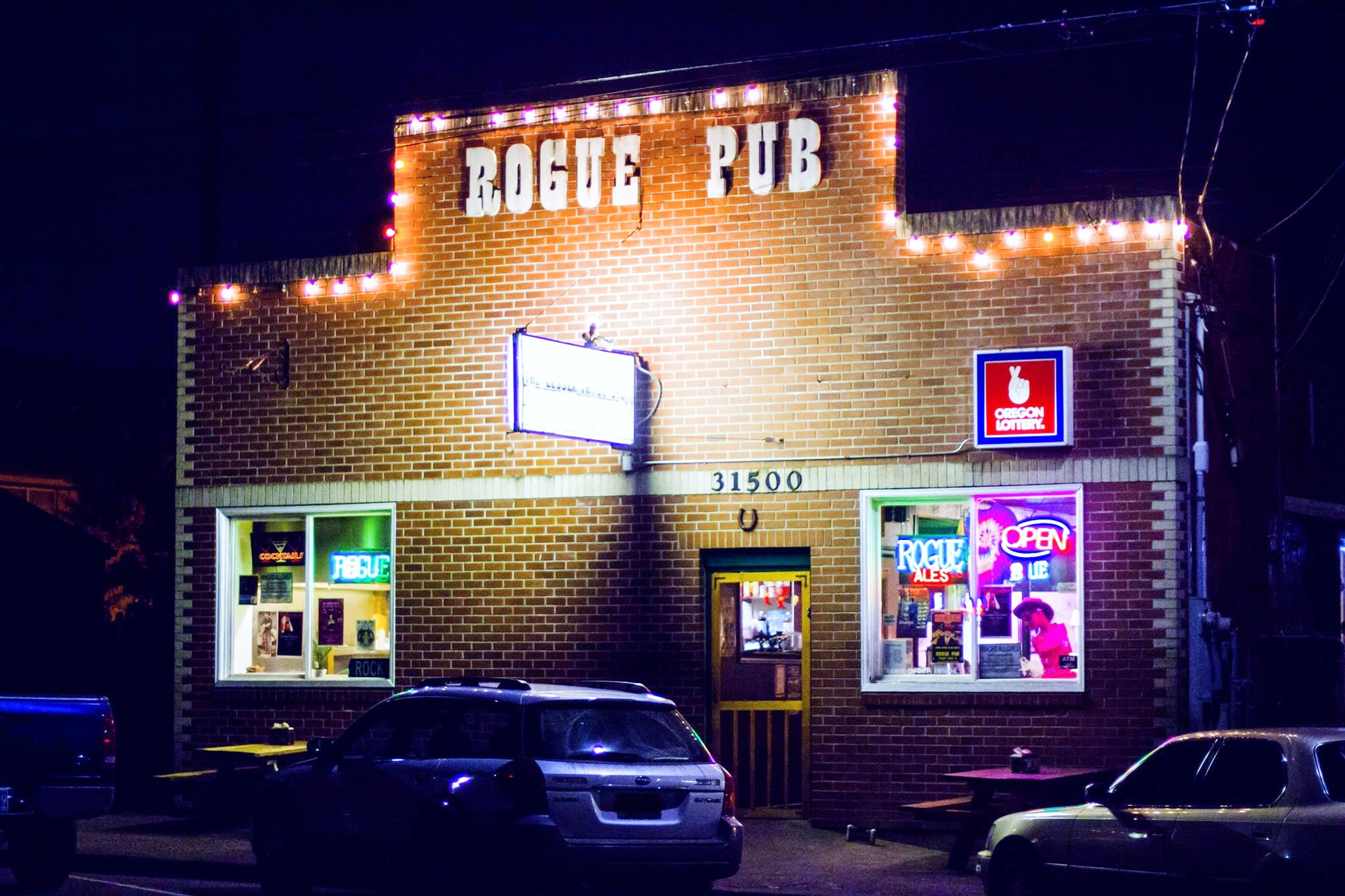 JOBS | The Rogue Pub