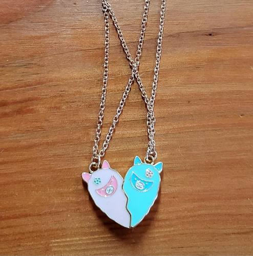 'Best friends' magnetic friendship alpaca necklaces | Poppywood Alpacas