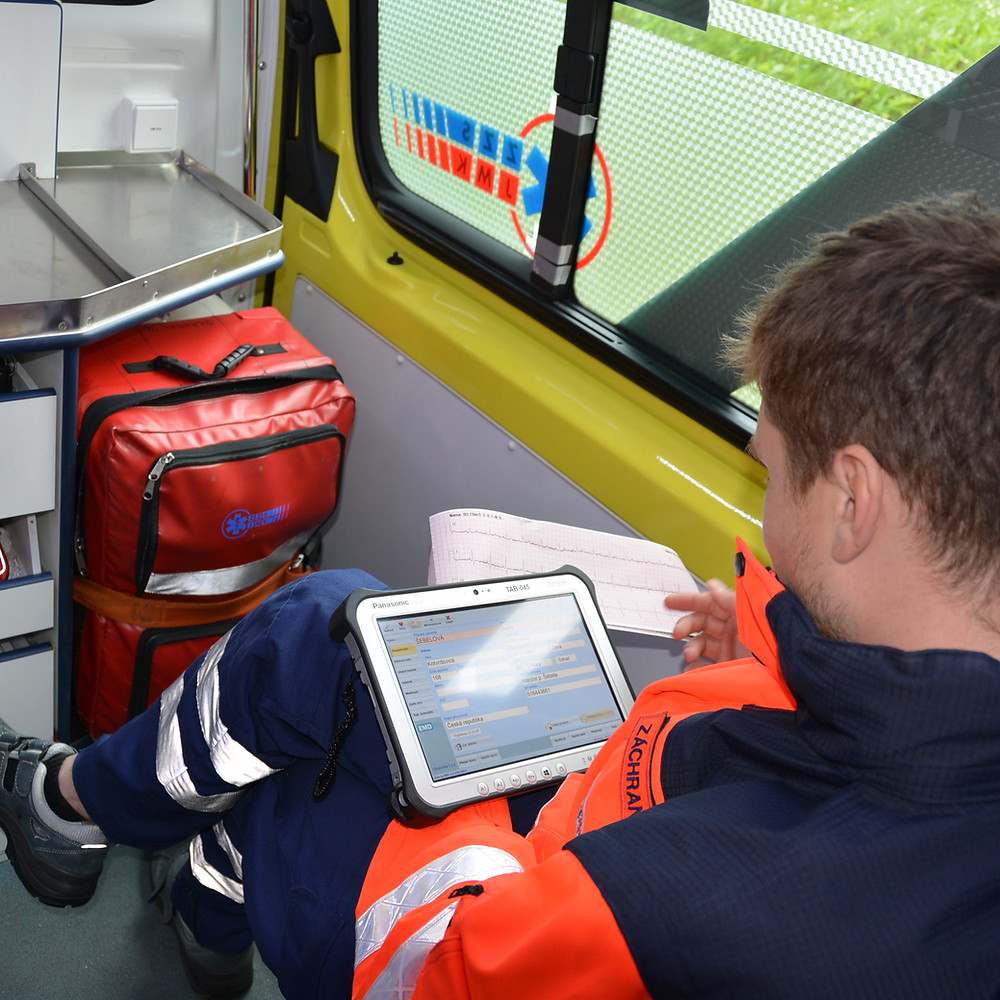 Rugged tablets in ambulance vehicles