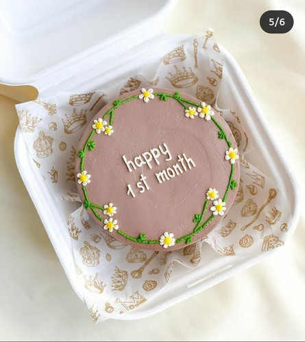 Floral Design (bento cake) | Galore Bake Studio