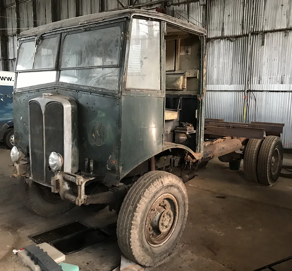 AEC Matador | Ulster Aviation Society