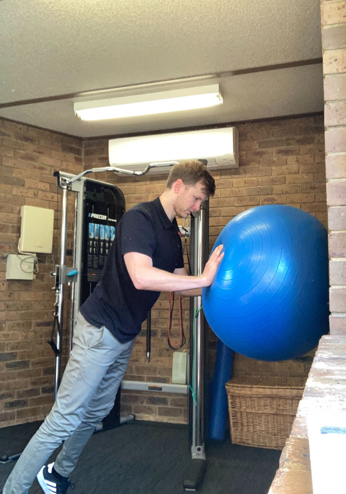 4 GREAT EXERCISES FOR SHOULDER STABILITY