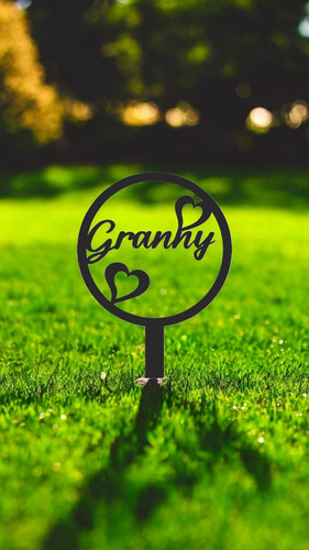Granny Circular Memorial Grave and Garden Spike – A Loving Tribute | Gd ...