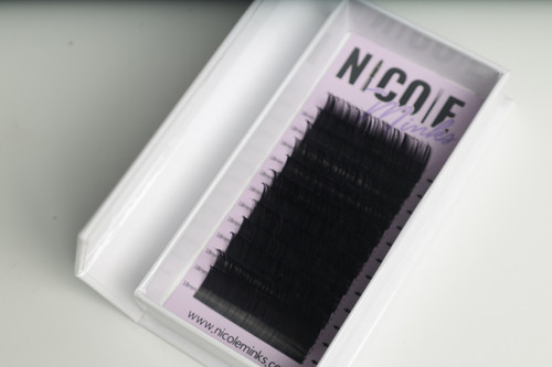 *Clearance* Classic Lash Trays | Nicole Minks