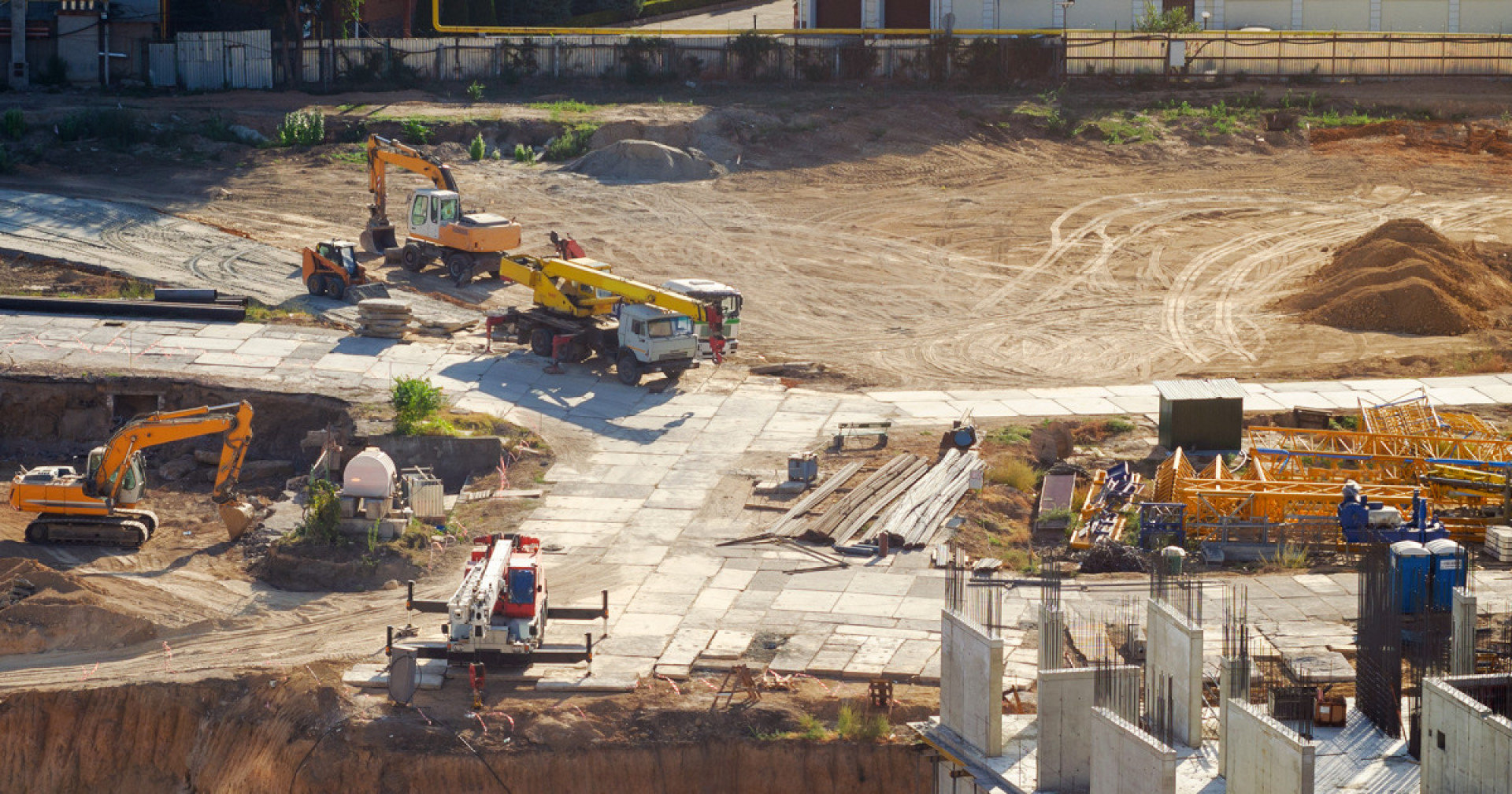 Solution For Tracking Construction Equipment