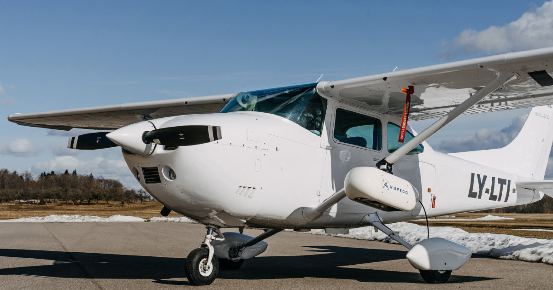 Cellular Router for Aerial Critical Infrastructure Inspection