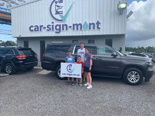 2016 Chevrolet Suburban | CAR-SIGN-MINT