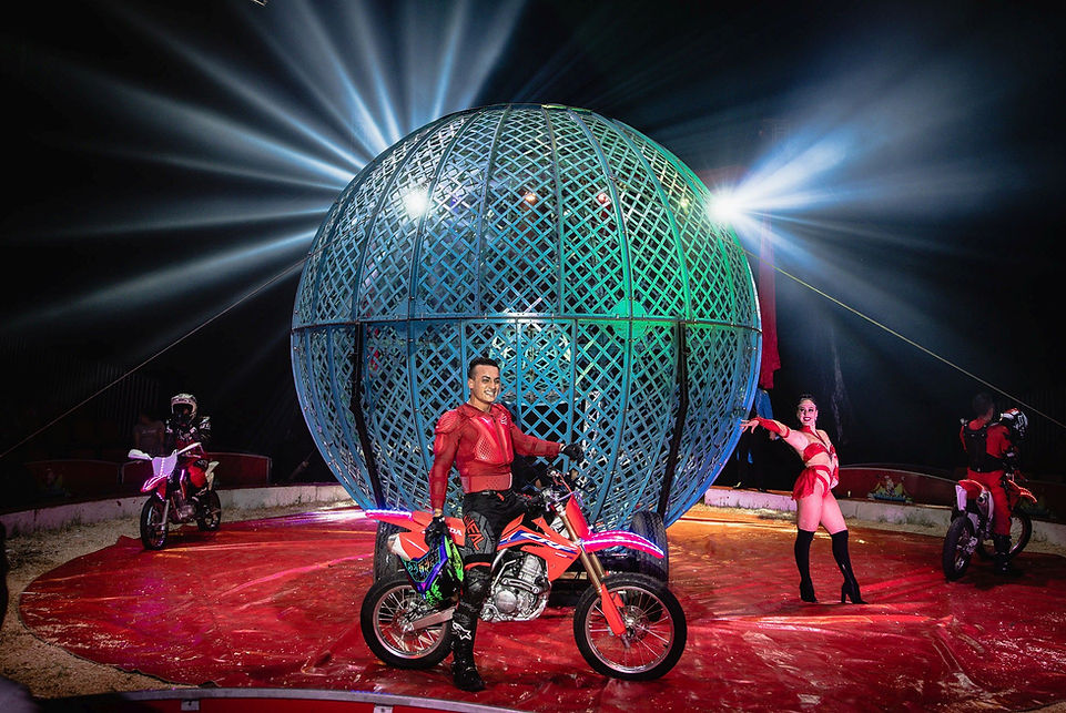 Hudsons Circus |Dubbo| New South Wales