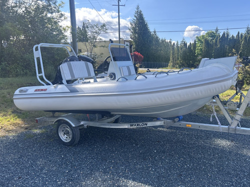 MX-380 Suzmar Inflatable | Breakers Marine