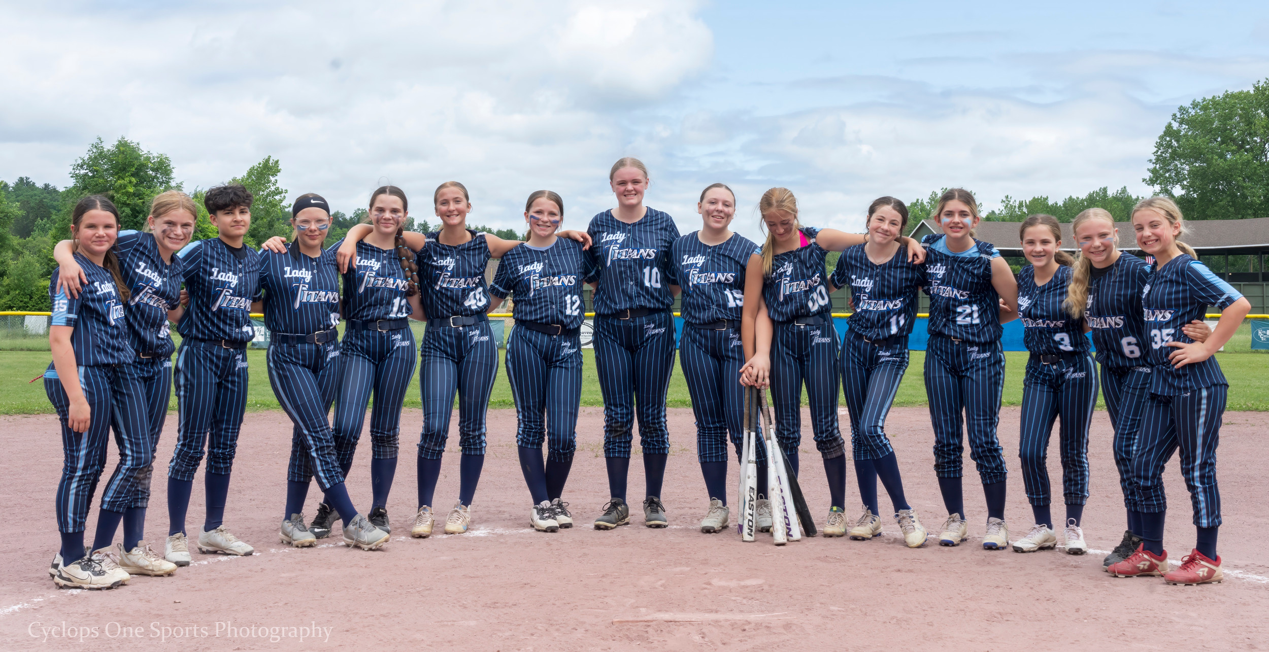 Titans 12U Softball | Horn | Upper Deck Sports Center