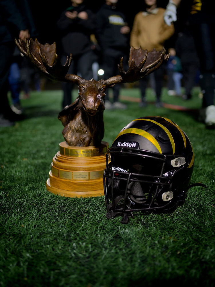 DALHOUSIE’S ‘D’ WINS AFL TITLE, 25-7