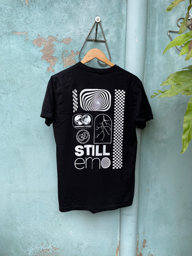 camiseta "still emo" - branca | Emopalooza
