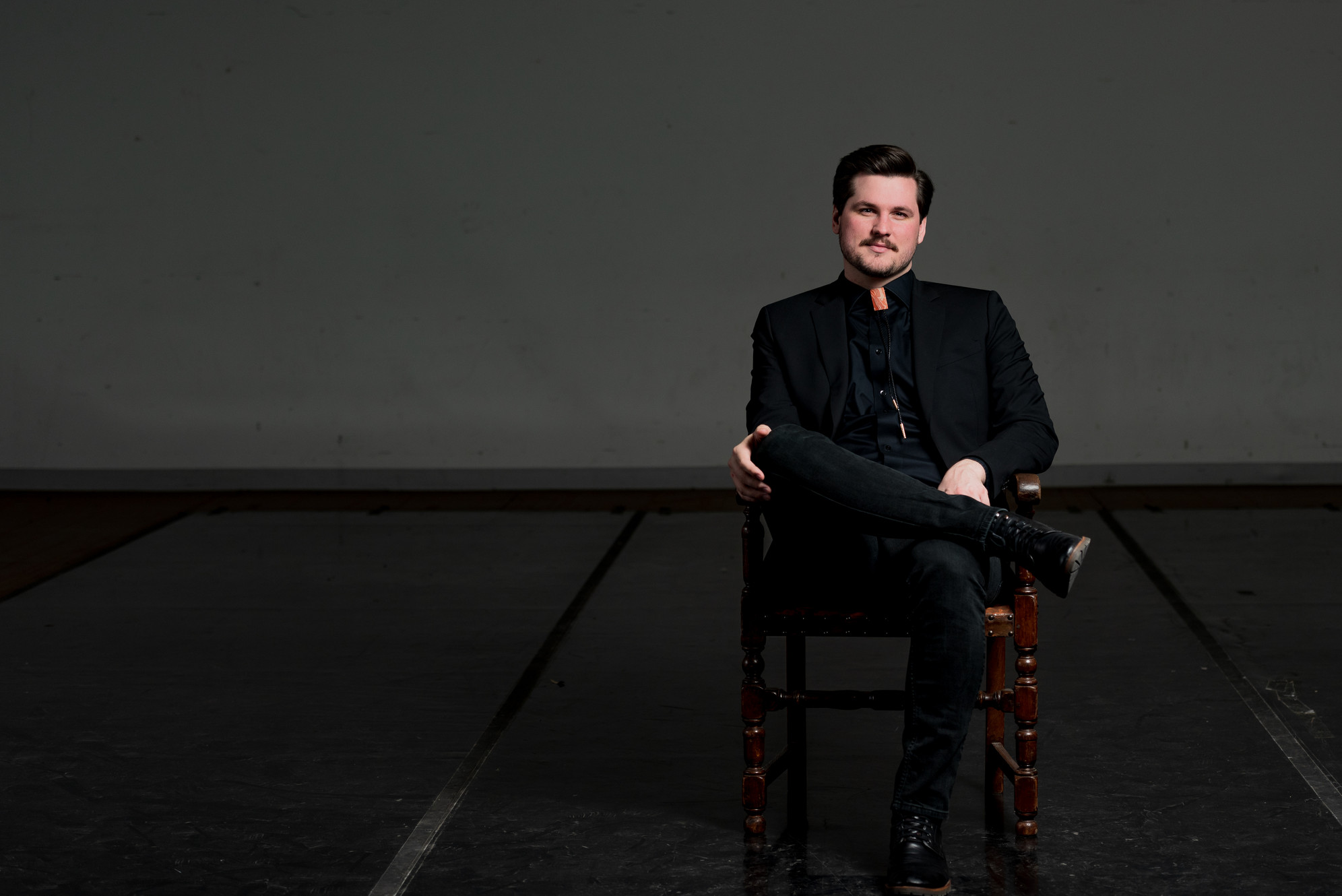 About | Jonathan Bryan Baritone