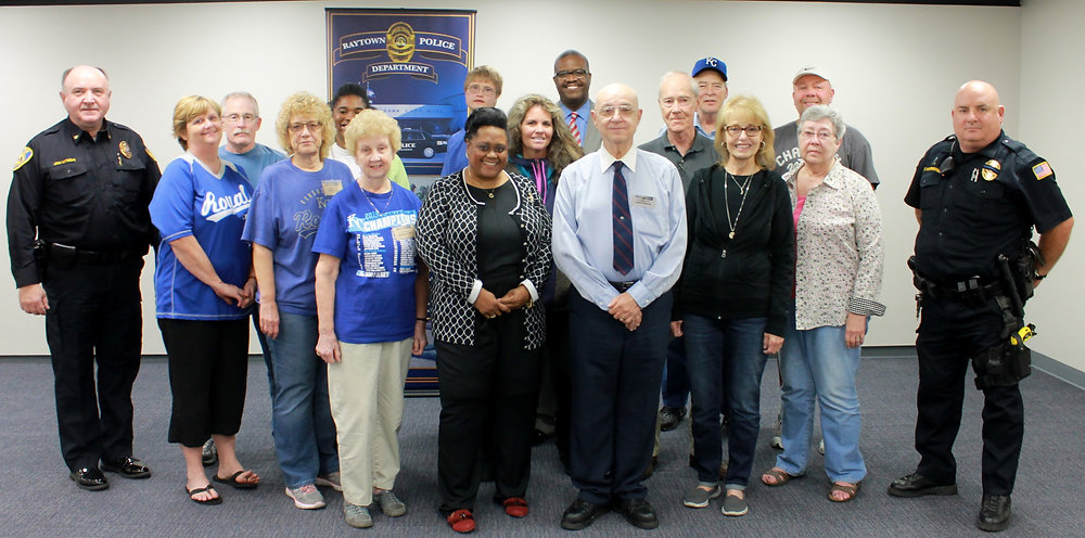 Raytown Police Congratulate Citizen’s Police Academy Graduates
