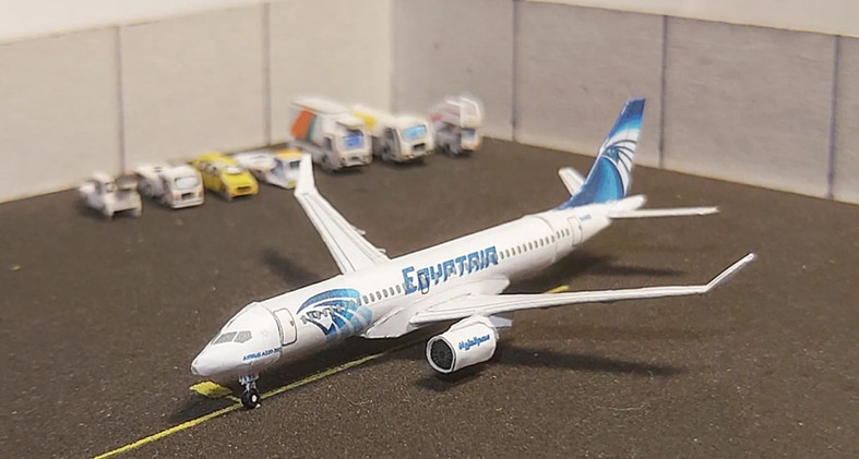 Airbus A220 | paper model template download | little_model_airport