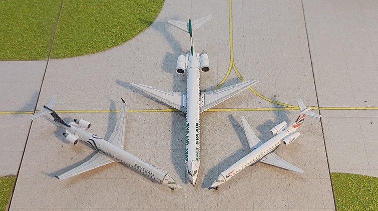 McDonnell Douglas MD-80, MD-90, Douglas Aviation DC-9 | paper model ...