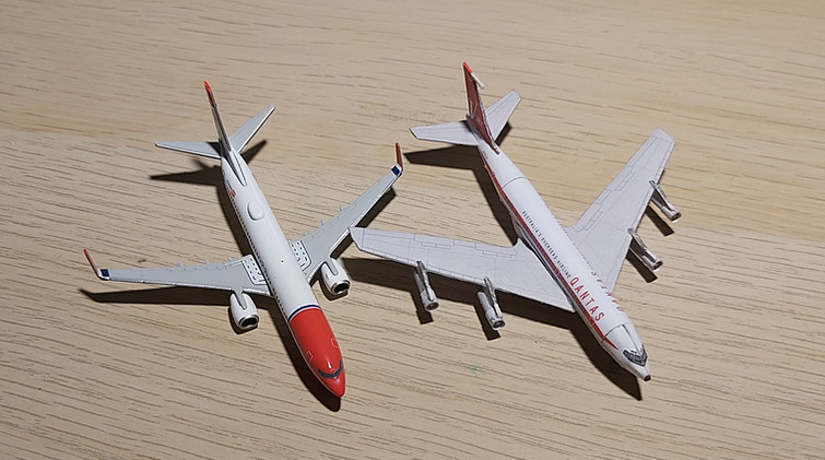 Boeing 707 & 720 | paper model template download | little_model_airport