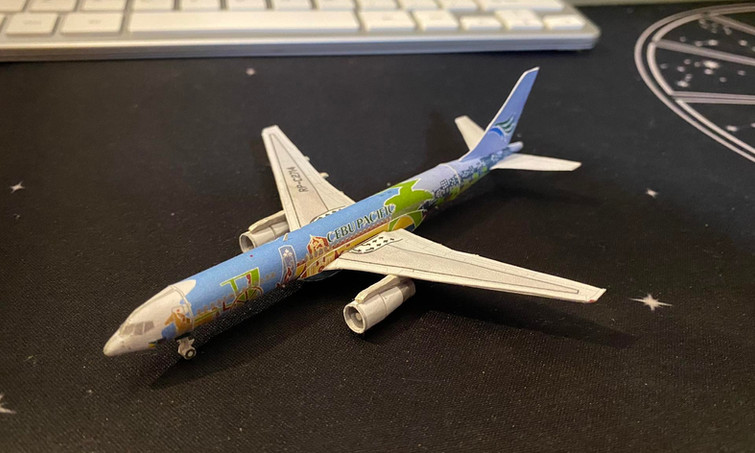 Boeing 757 | paper model template download | little_model_airport