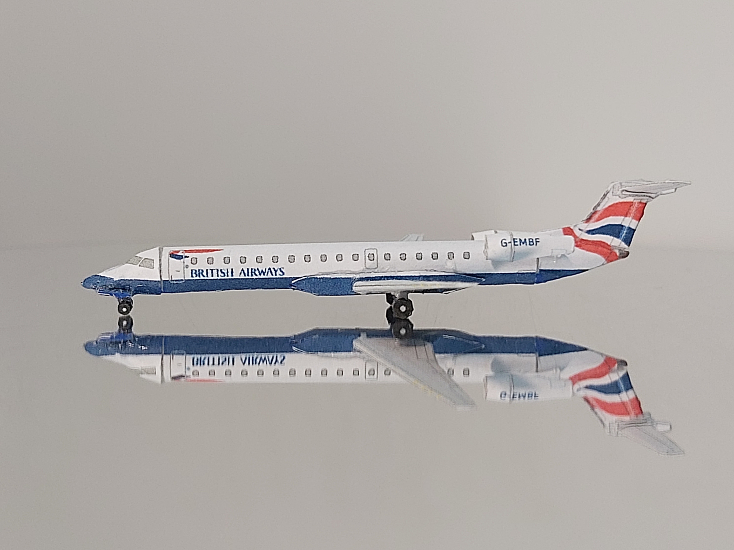 Embraer ERJ | paper model template download | little_model_airport