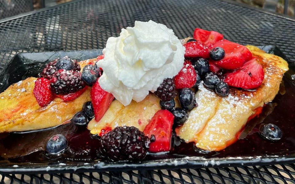 St. Charles Brunch Guide: Best Spots for Mimosas and More