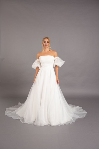 WS115 | White Studio