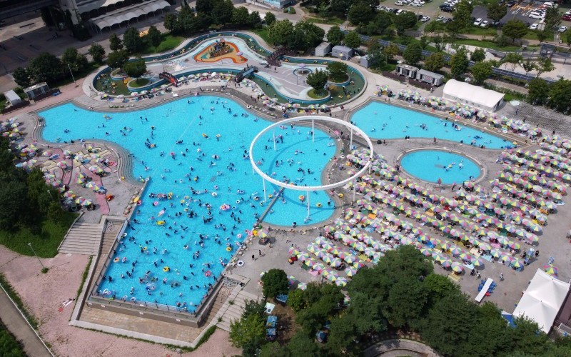 Han River Park Swimming Pools
