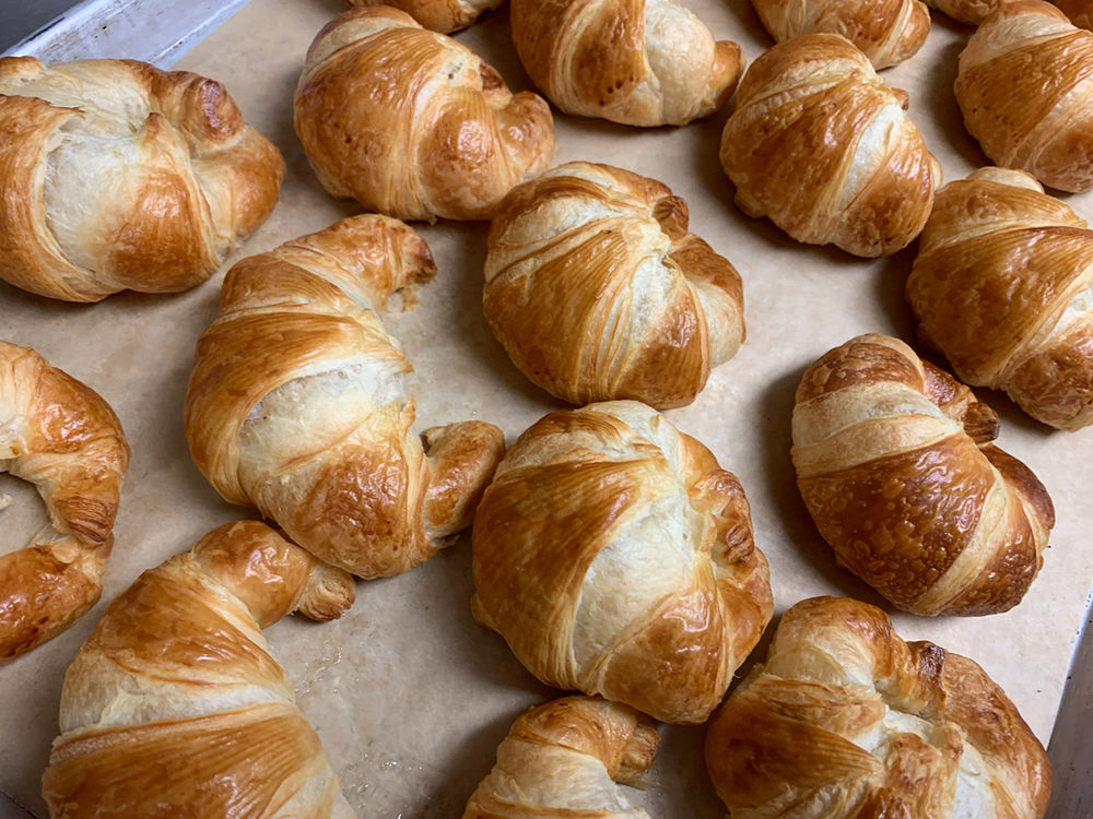 Cuernos de mantequilla de pan danés (Spanish)