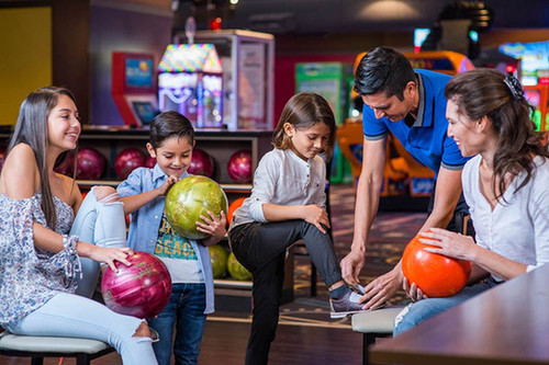 Family Summer Blast Pass | Blackhawk Lanes
