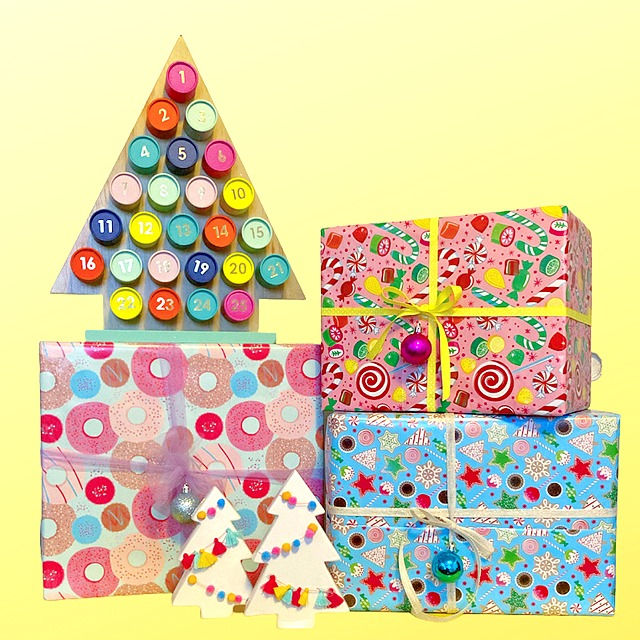 Unwrapping gifts! Find a FREE perfect gift box size and get it shipped ...