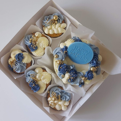 Mini Cake & Cupcakes | Rosalind Jenkins