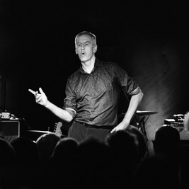 ROBERT FORSTER LIVE | Robert Forster Live