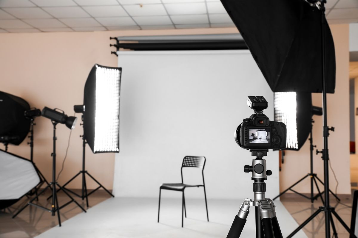 Top 8 Social Media Tips to Promote Your Photography Studio Locally