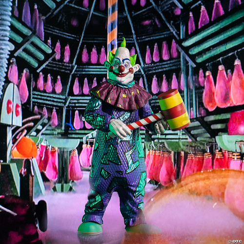8" Killer Klowns from Outer Space™ Jumbo Collectible Figure Halloween ...
