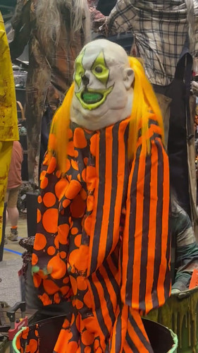 Contagious Clown Animatronic | Haunted Props
