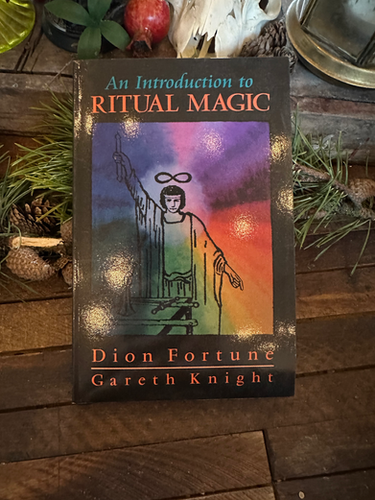An introduction to Ritual Magic | Altar Collective