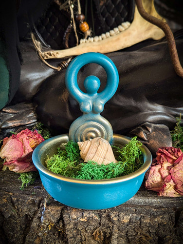 Goddess Offering Bowl in Turquoise and Gold | Altar Collective