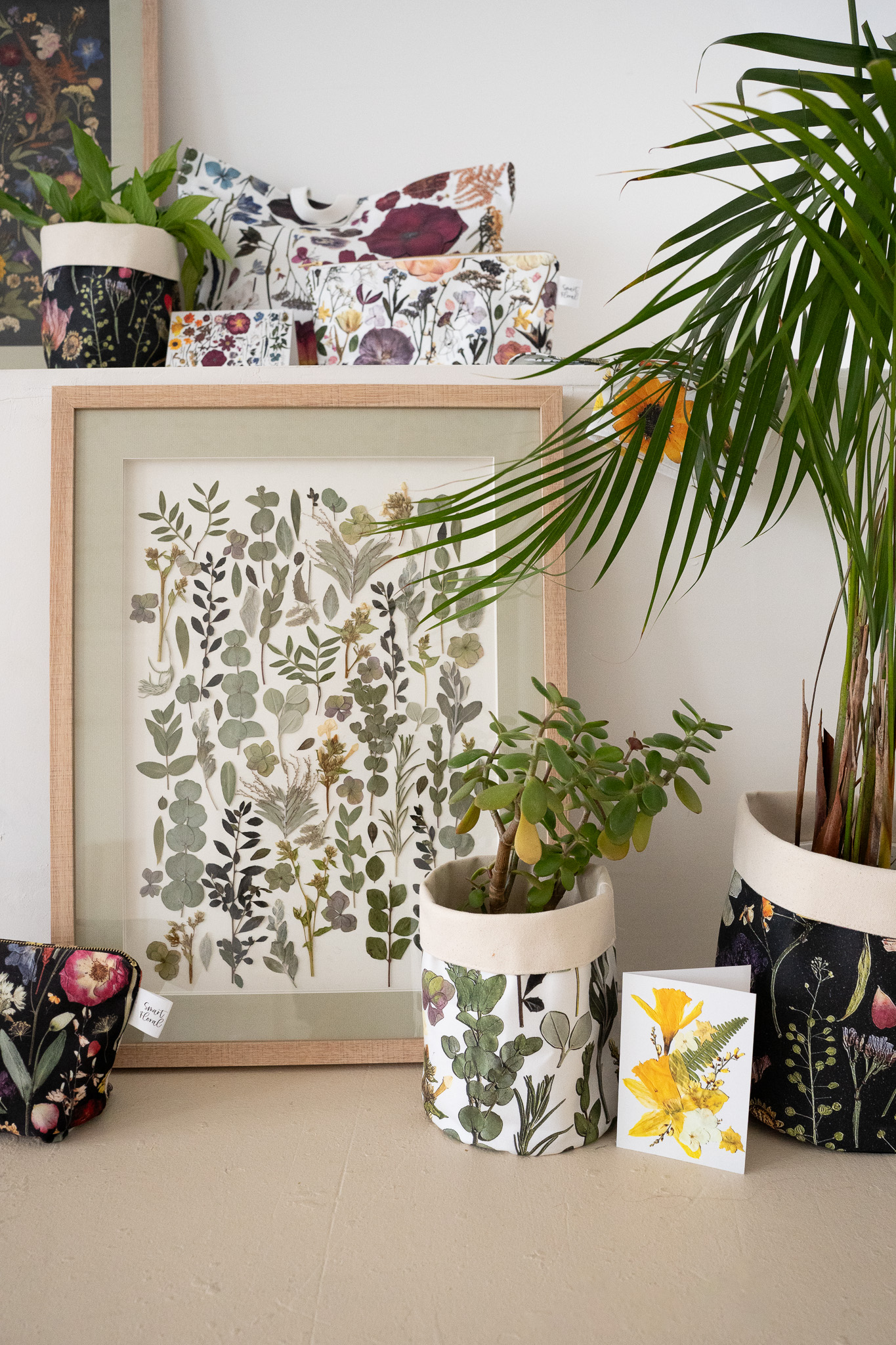 Smart Floral Art Shop - Beautiful Pressed & Framed Flower Gifts
