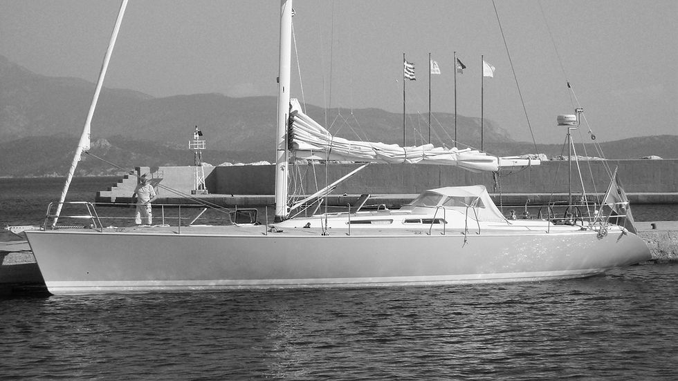 YACHTS | Luffe Yachts